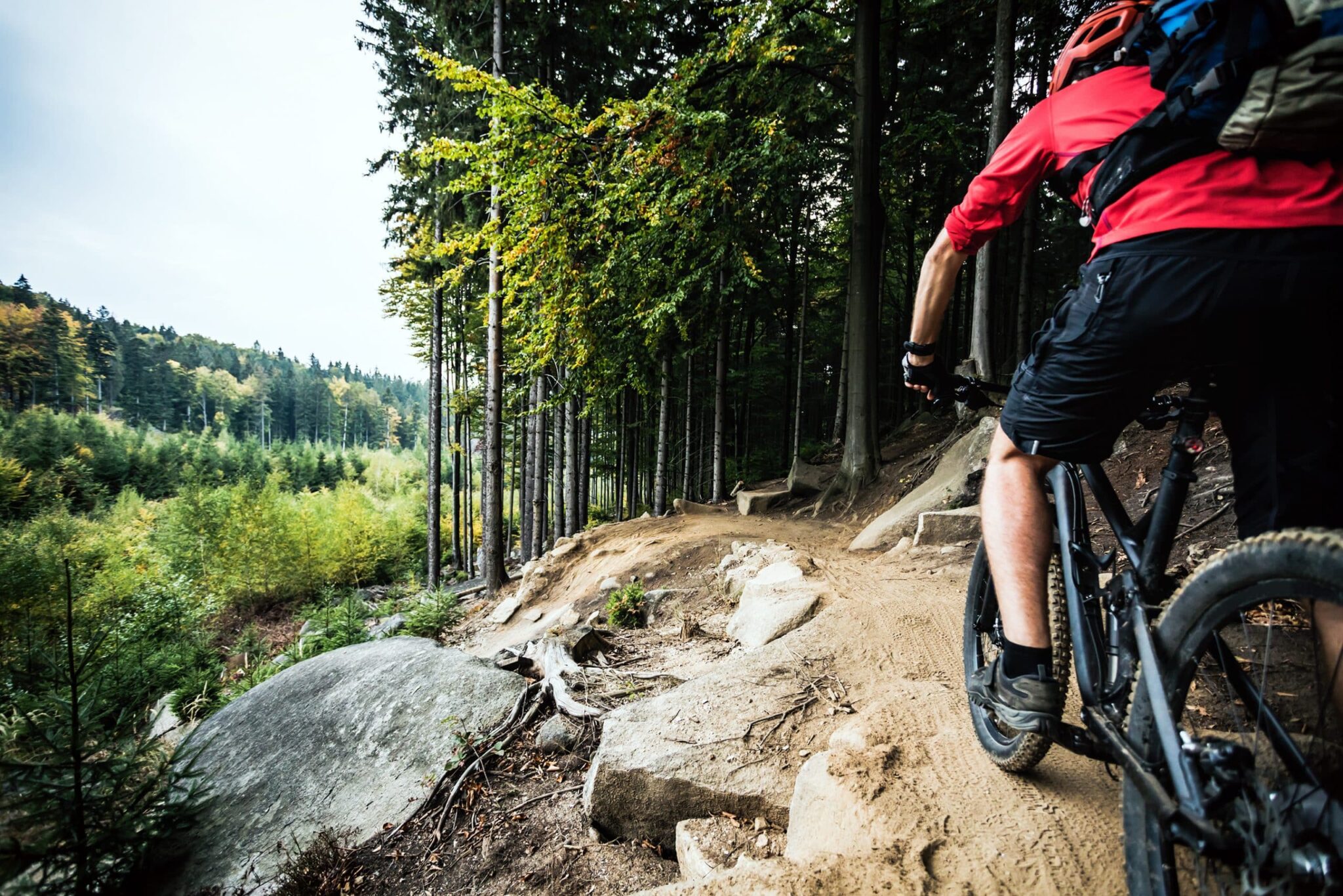Diferencias entre enduro y downhill - 4 Riders Bike Park